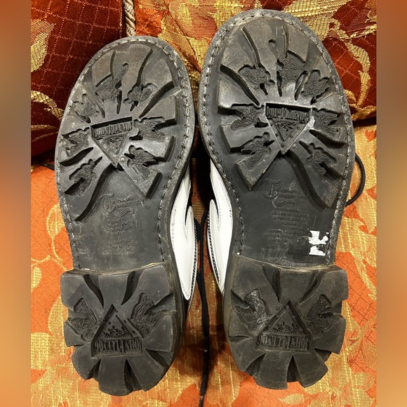 John Fluevog | Shoes | Vintage Angels 9s John Fluevogs Black And White ...